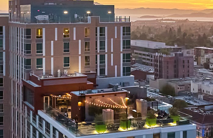 Home [www.studyhallrooftoplounge.com]